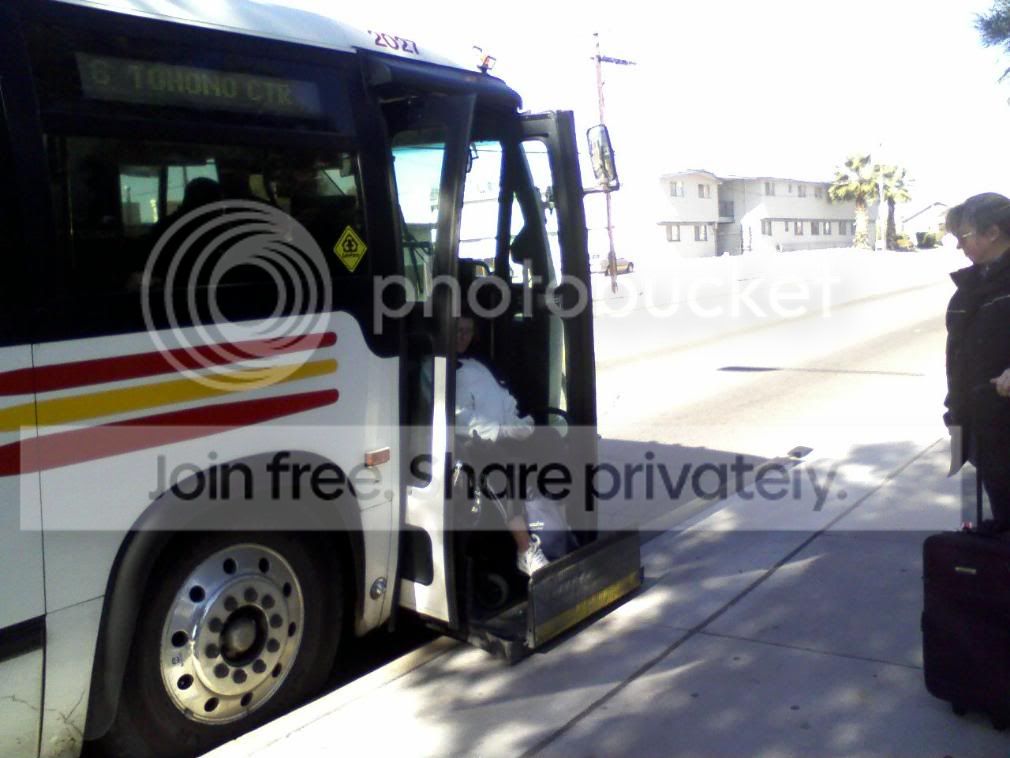 Tucson Sun Tran NovaBus RTS-WFD #2027